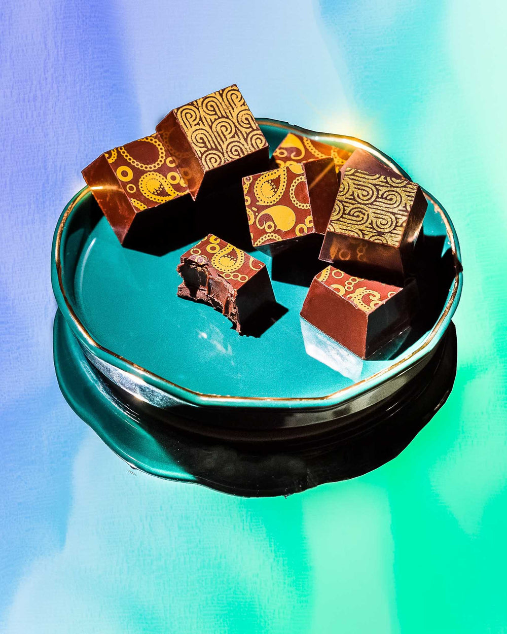 Boozy Chocolates Gourmet Gift Box - Moet Champagne & Whisky