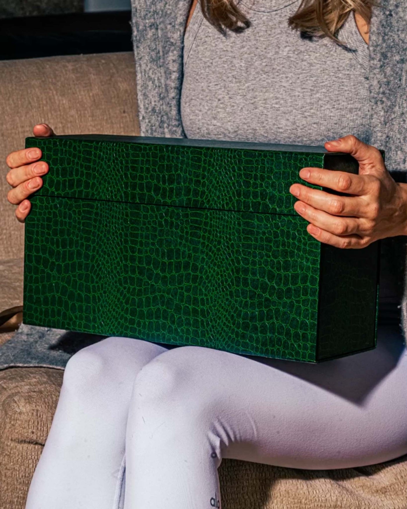 Gourmet Chocolate Bars Gift Box Trunk - Green Crocodile